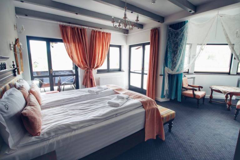 Conacul Bratescu – prinlume.com